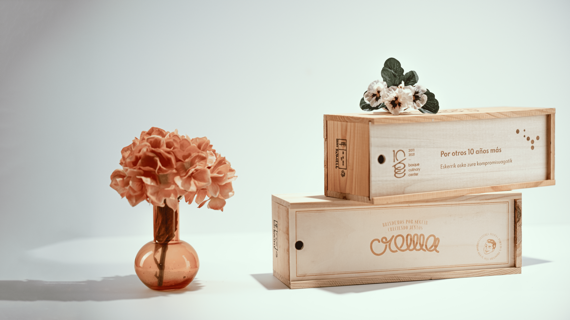 Exclusive personalized wine for businesses: A corporate gift that ...